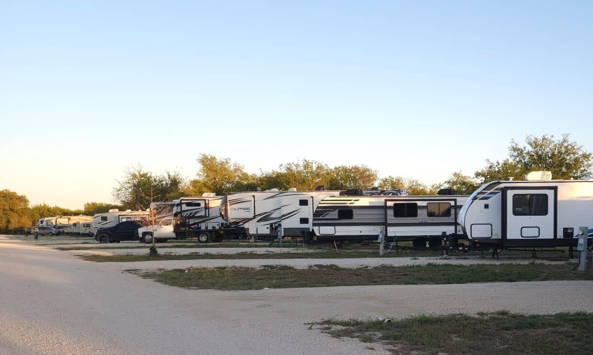 Home - LakePoint RV Resort